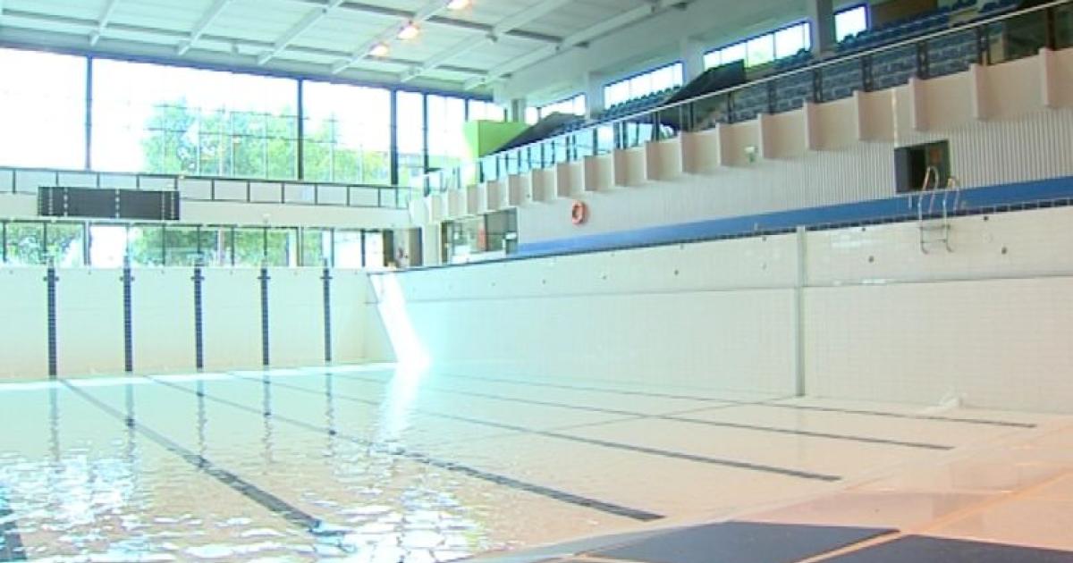 La piscine Helios restera ouverte tout l'été | Télésambre